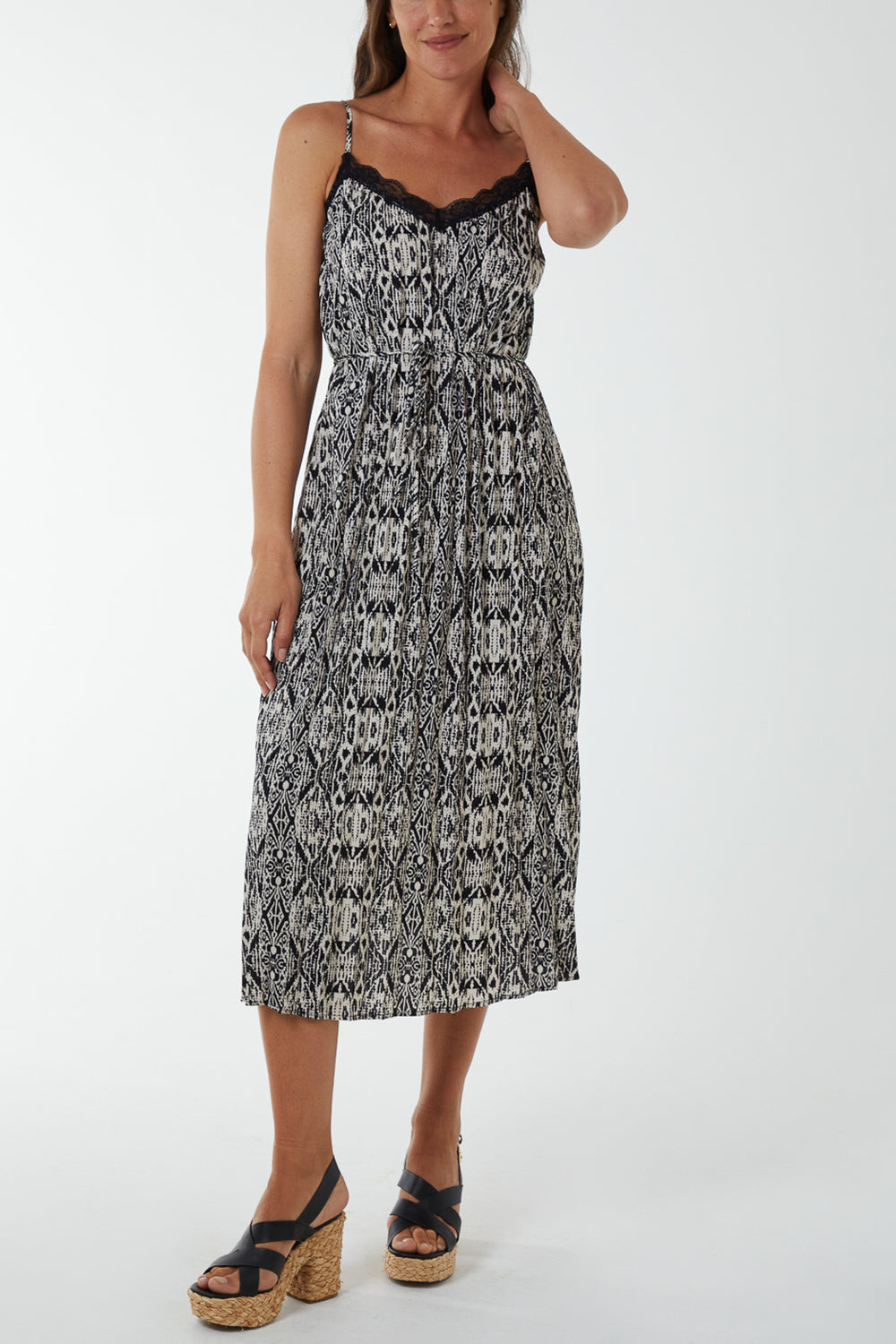 QED London | Wholesale Clothing | Nova of London